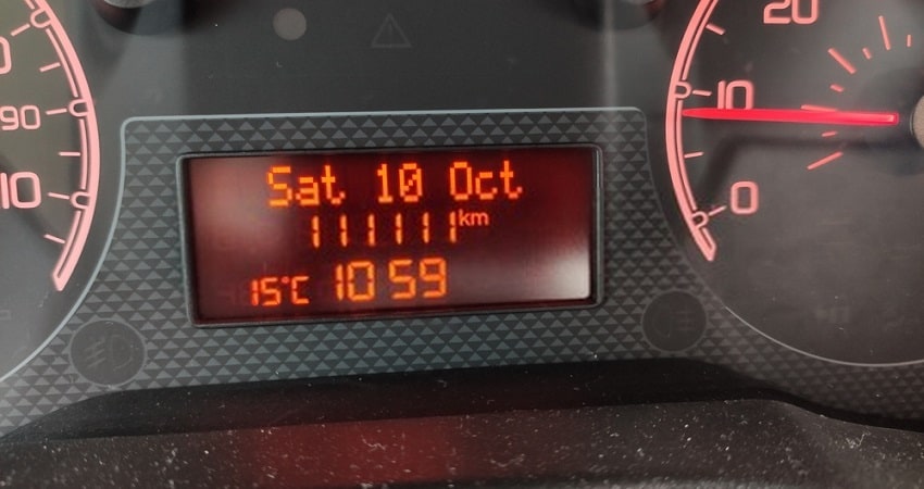 How to Clock a Car With a Digital Odometer: Step by Step Guides ...